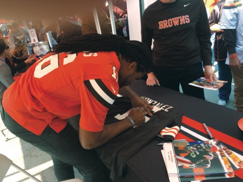 Josh & Maria Cribbs set Aside Distractions to Focus on Family First