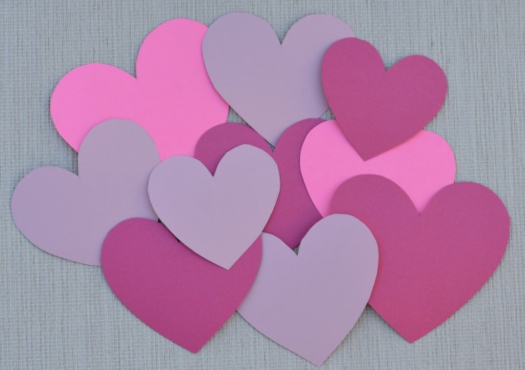 NEO Parent Crafting with Kids: Paper Heart Wreath